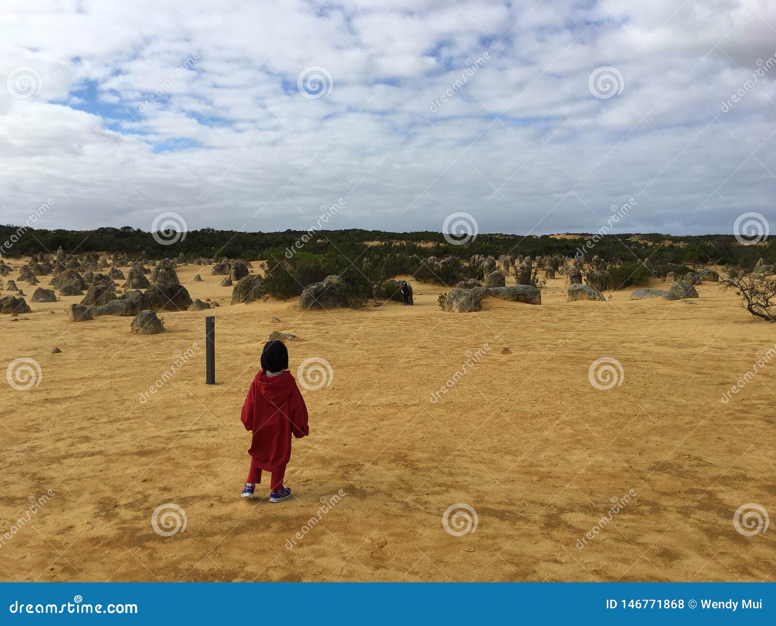 Child alone in desert editorial stock photo. Image of searching - 146771868