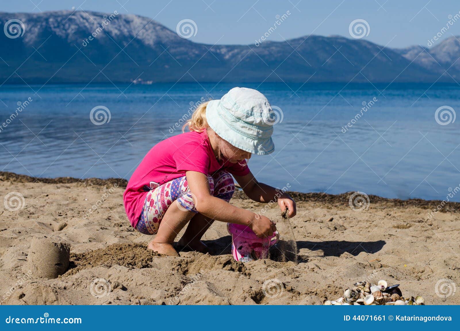 Child on beach stock image. Image of child, beach, ocean - 44071661