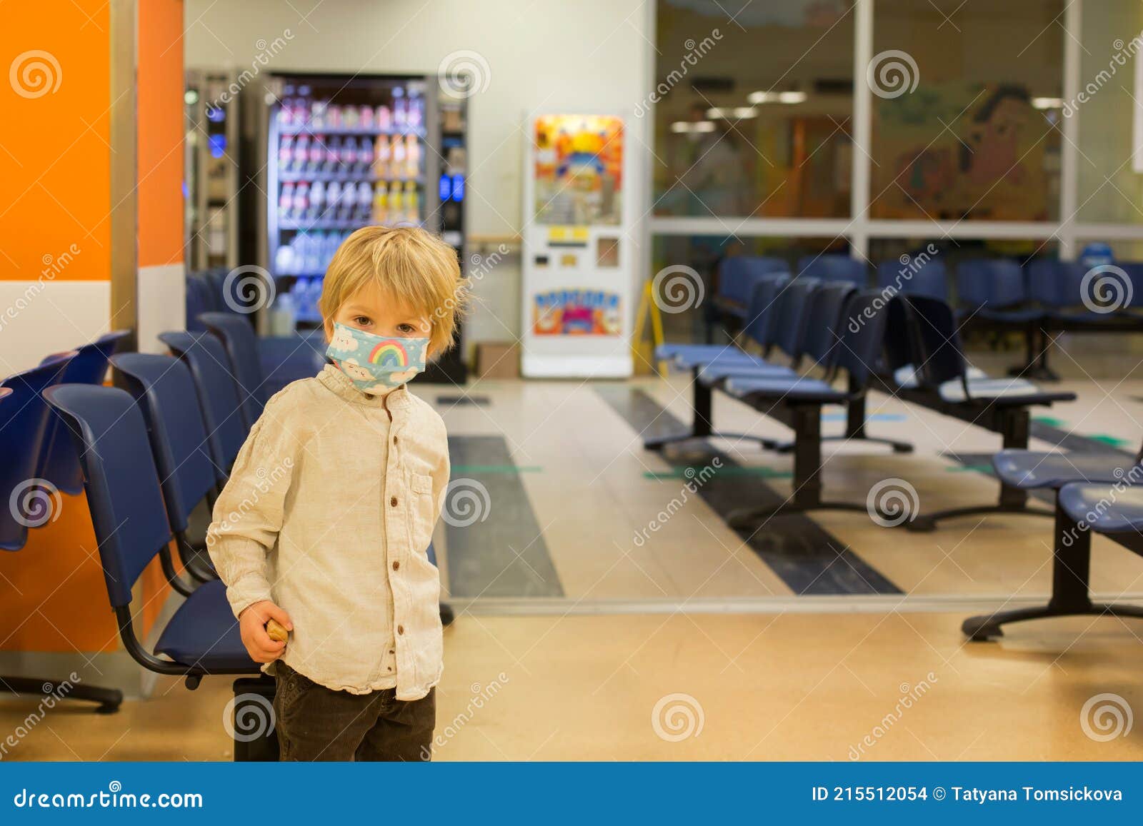 Child, Boy, Sitting in the Waiting Room in Emergency, Waiting for ...