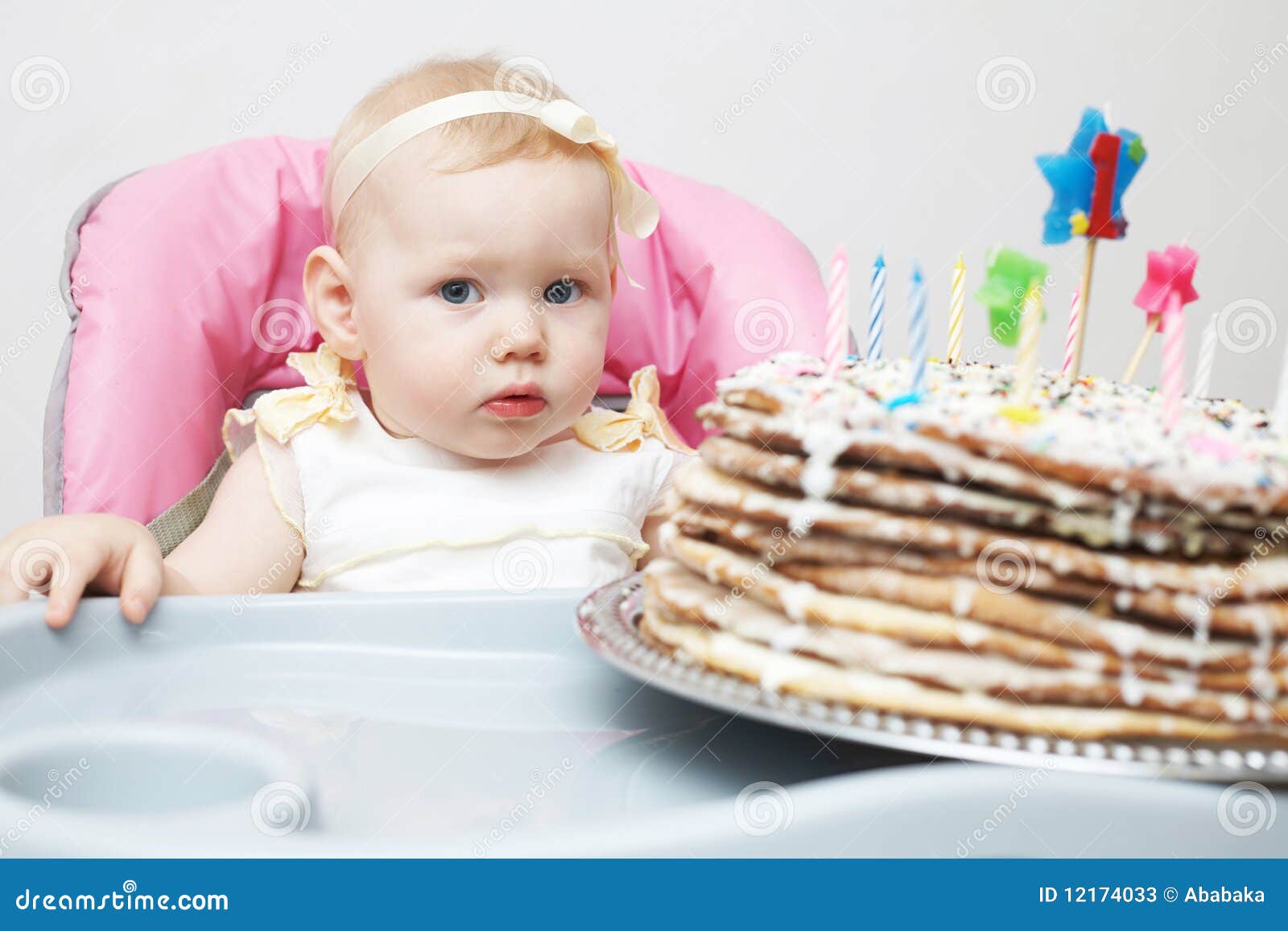 Child with a cake stock image. Image of color, female - 12174033