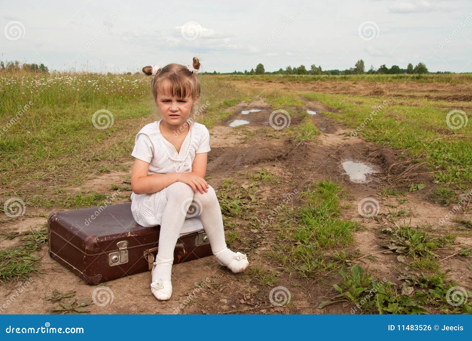 Child in countryside stock photo. Image of autumn, loneliness - 11483526