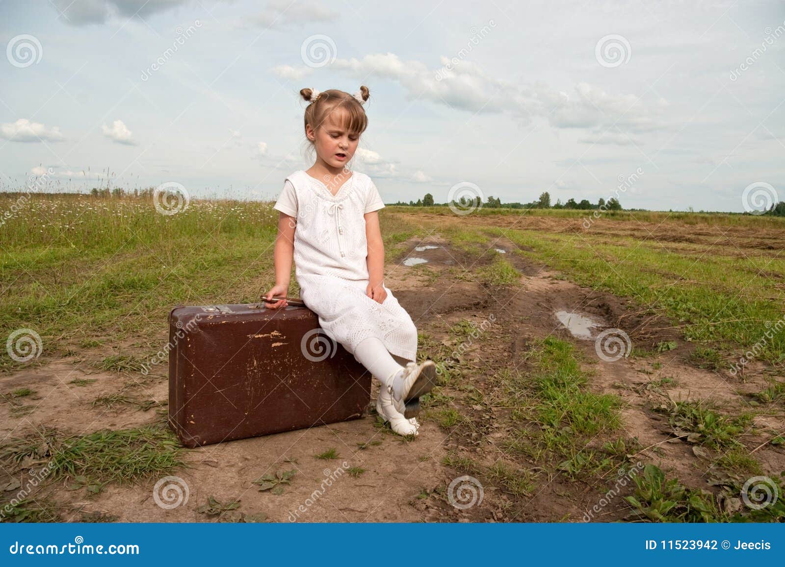 Child in countryside stock photo. Image of outdoor, grass - 11523942