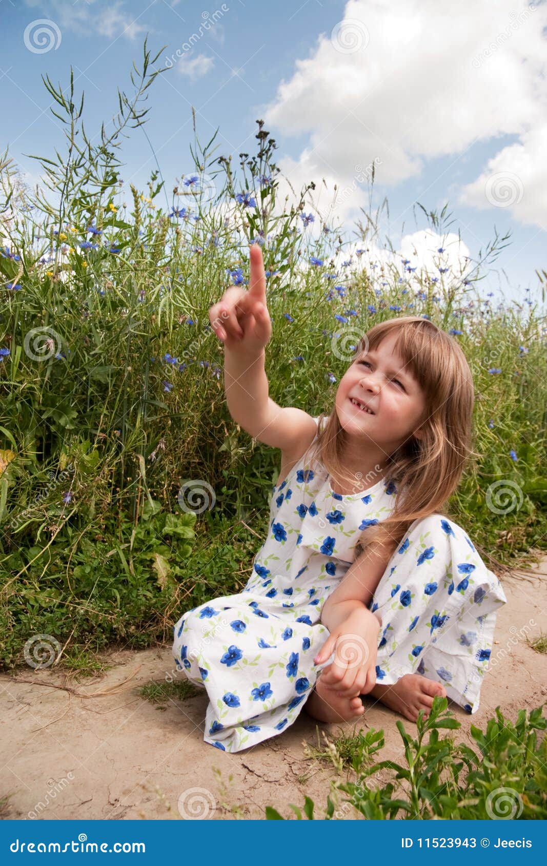 Child in countryside stock image. Image of sitting, lonesome - 11523943