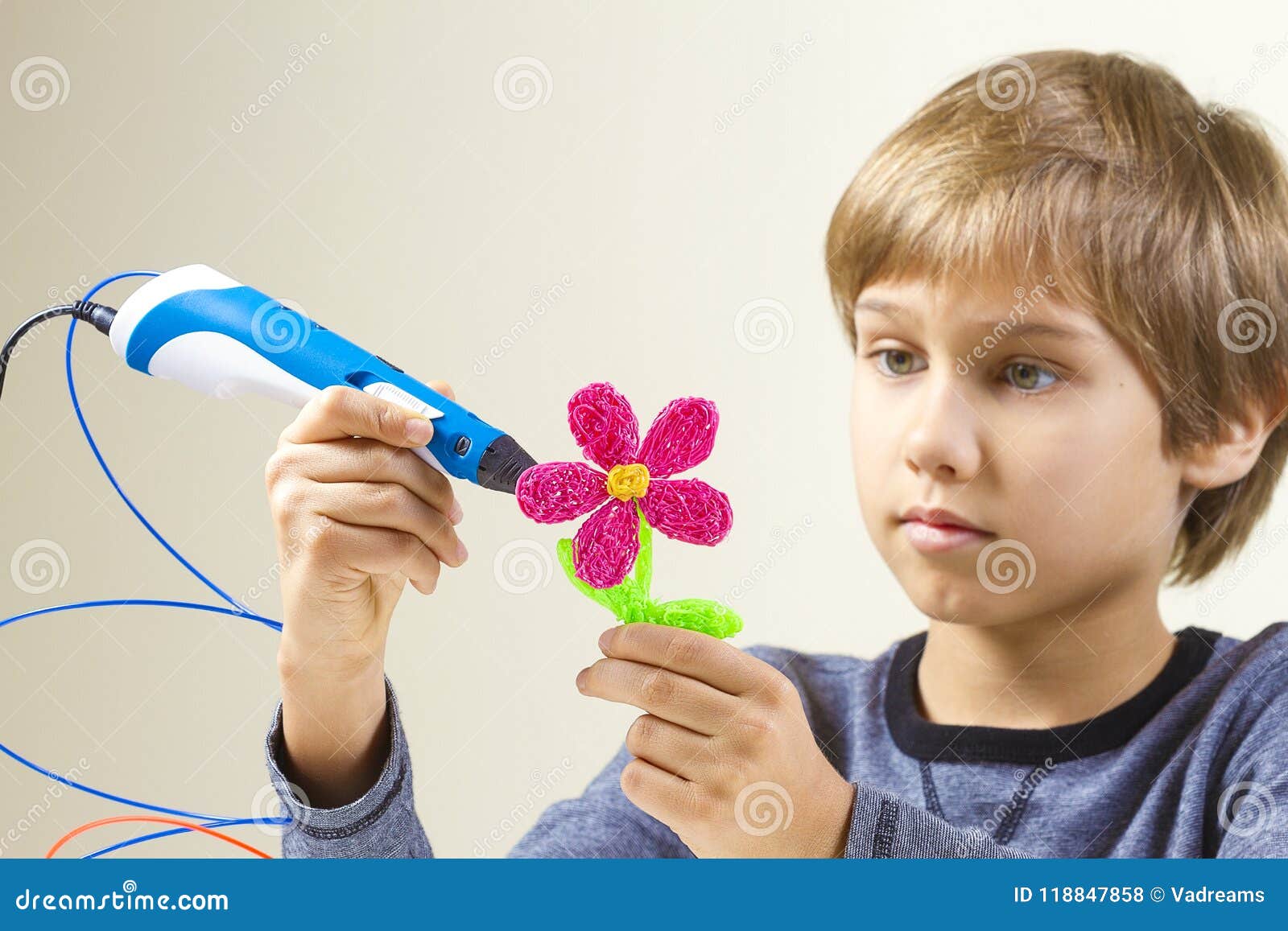 Child creating with 3D pen stock photo. Image of leisure - 118847858