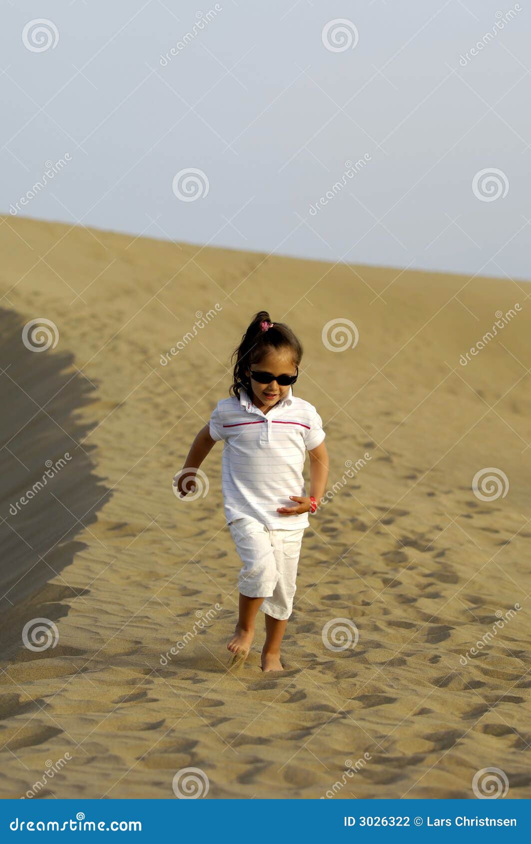 Child In Desert Picture. Image: 3026322