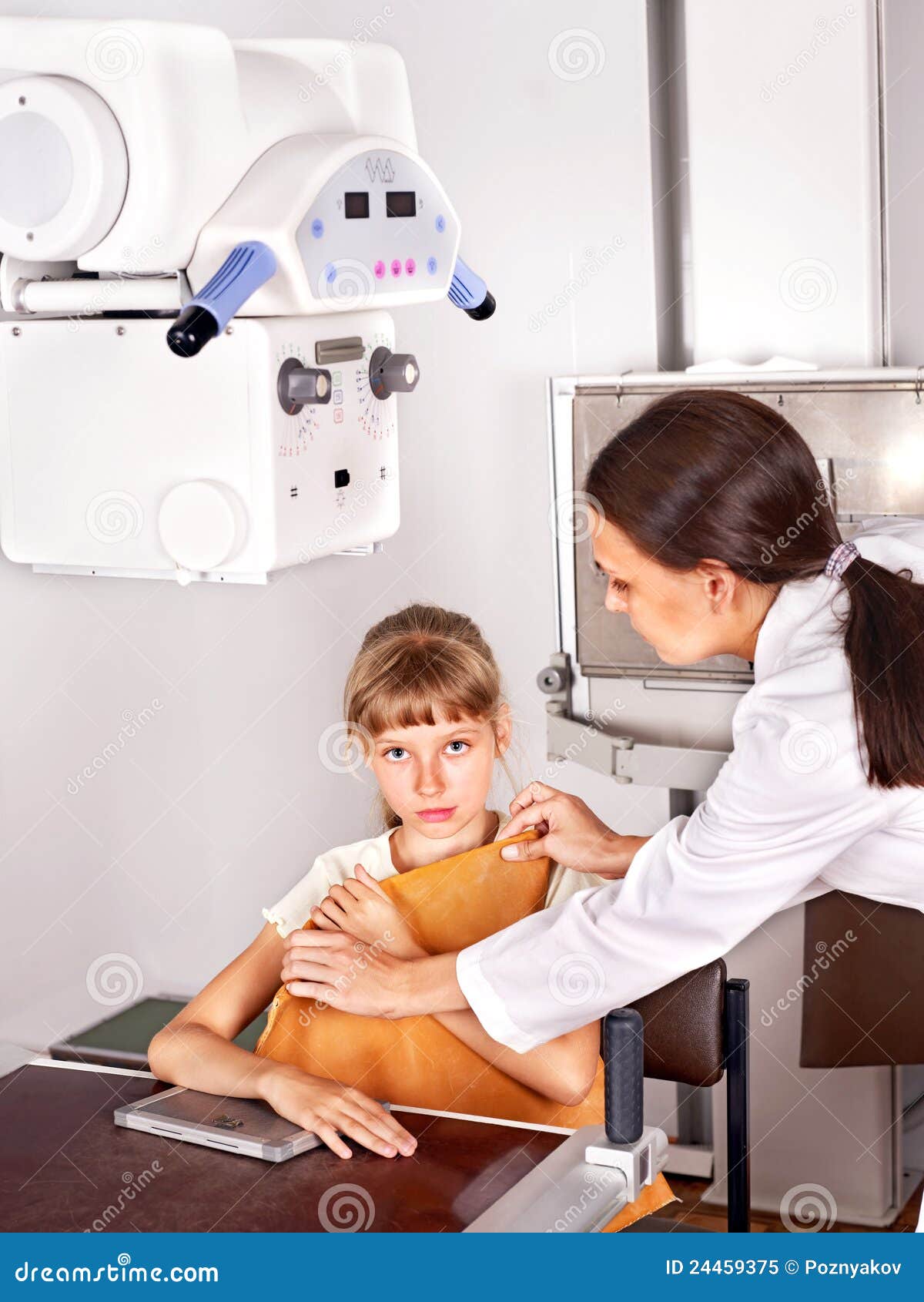 Child with Doctor Radiologist. Stock Image - Image of girl, medicare ...