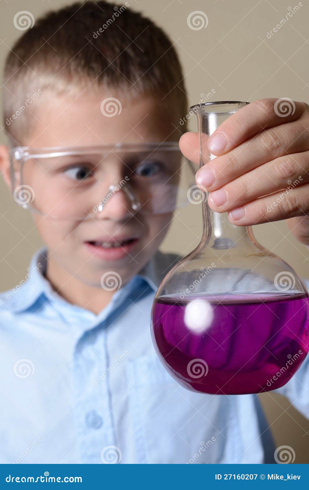 Child is Doing Experiments in Chemistry Stock Image - Image of bulb ...