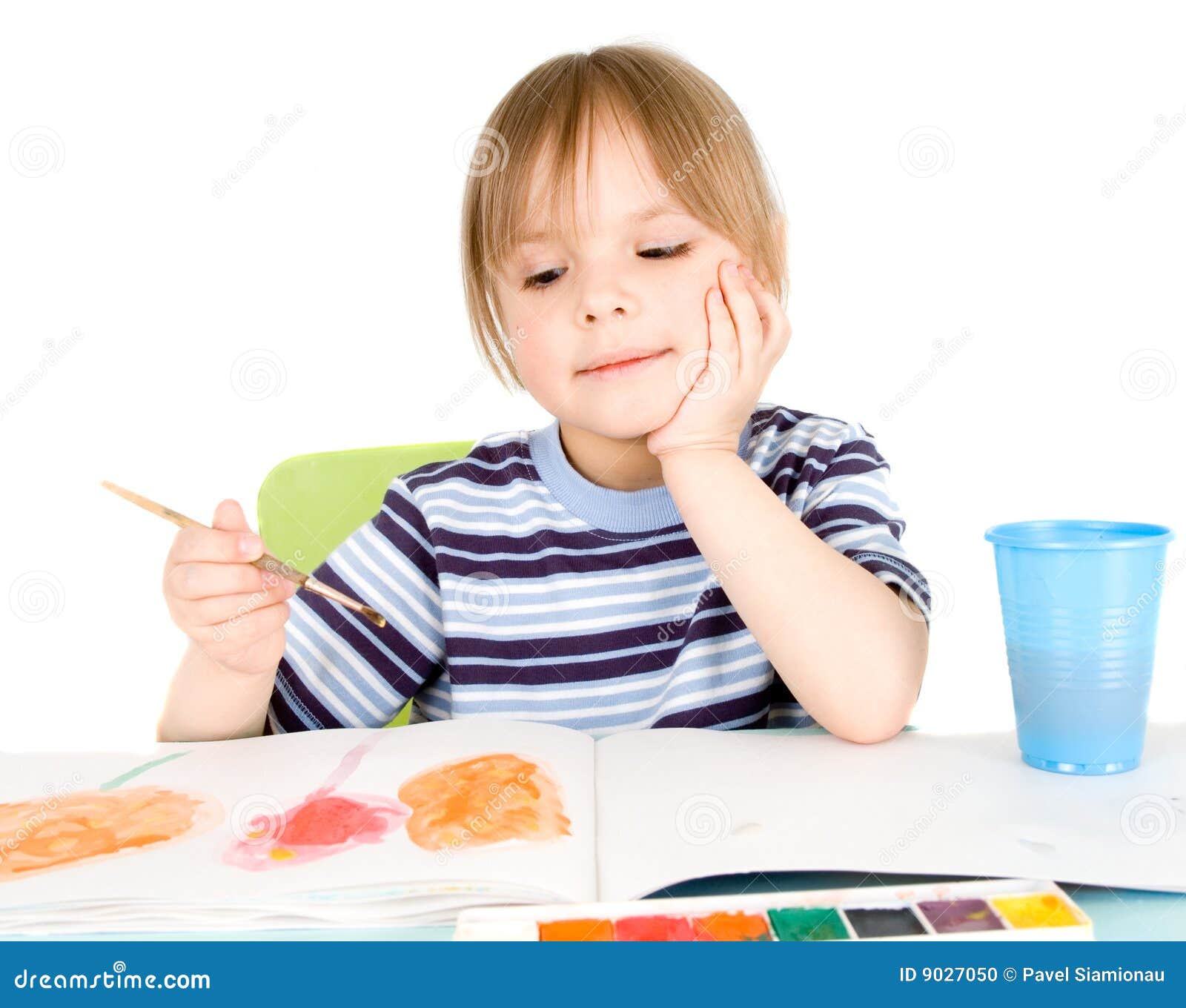 Child draws stock photo. Image of hobby, drawing, draws - 9027050