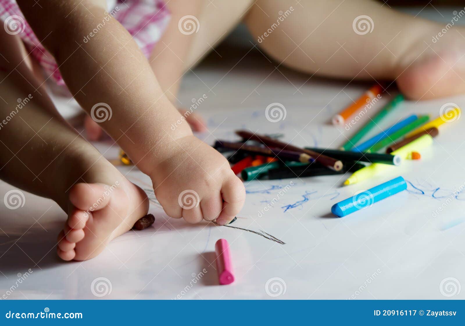 Child draws with crayons stock image. Image of childhood - 20916117