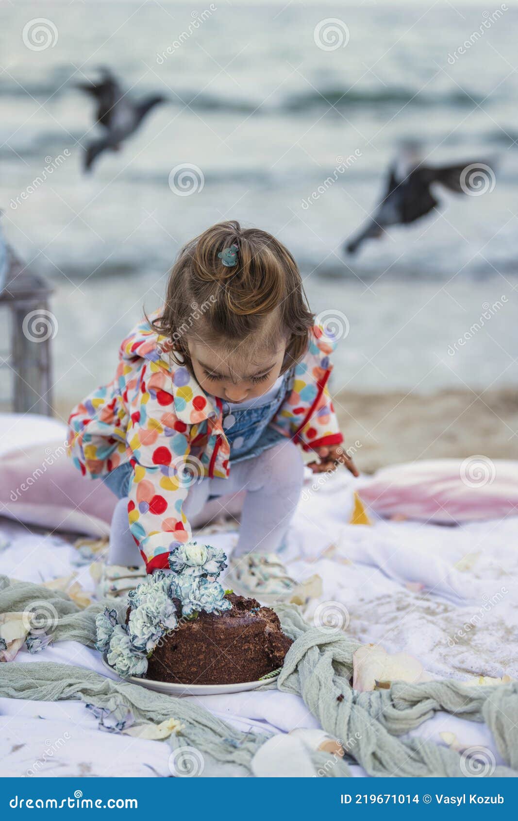Child Eating Cake with His Hands Stock Photo - Image of cute, child ...