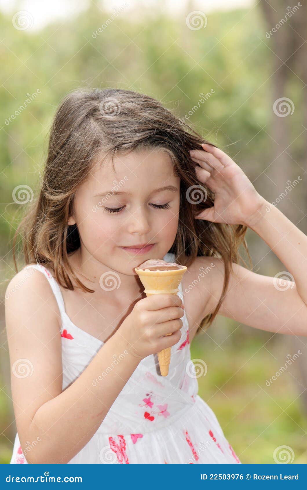 Child eating ice cream stock photo. Image of icecream - 22503976