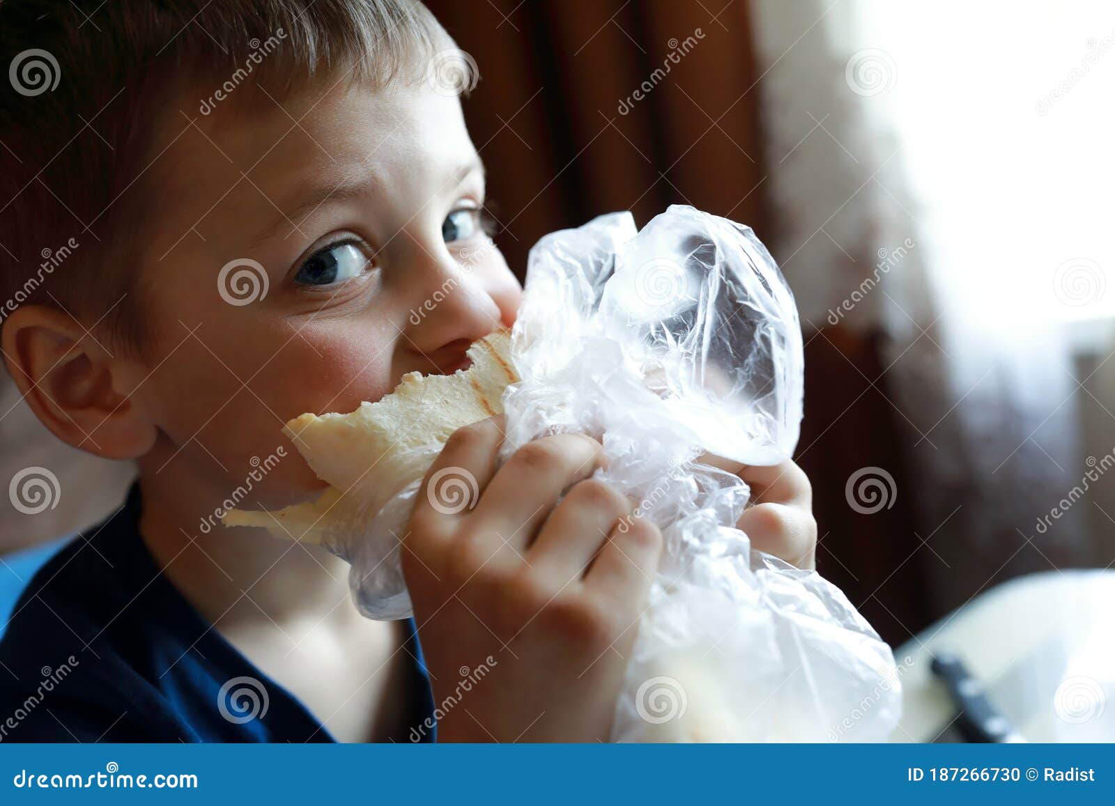 Child eating pie stock photo. Image of dish, cute, dinner - 187266730