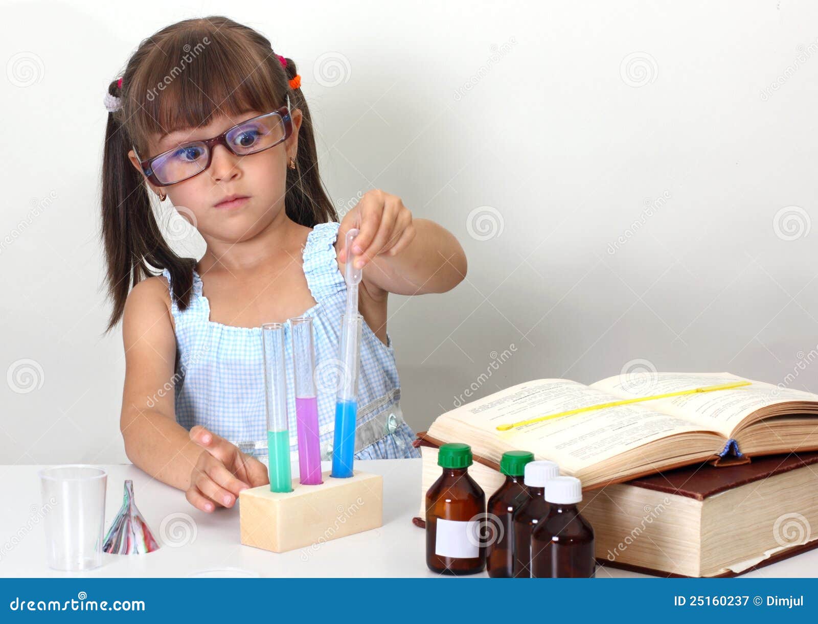 Child Girl Making Science Test Stock Image - Image of surprised, making ...
