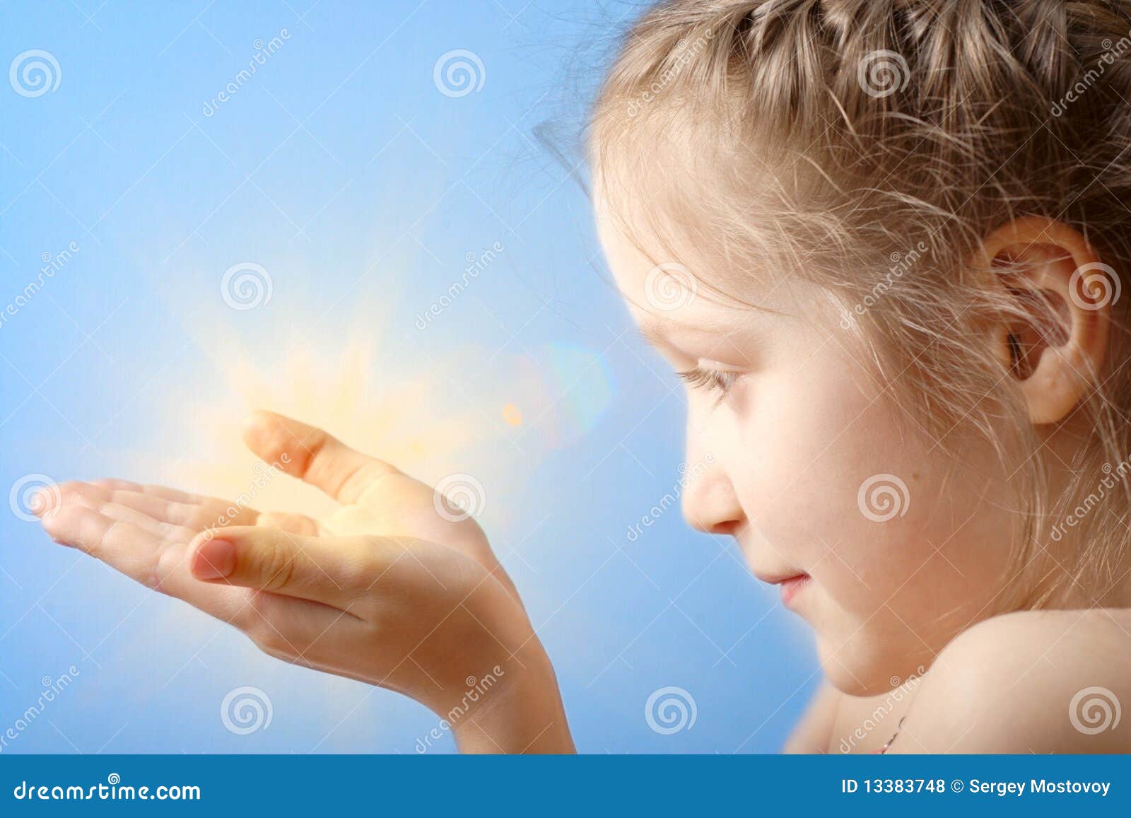 Child holding a sun stock photo. Image of sideview, hold - 13383748