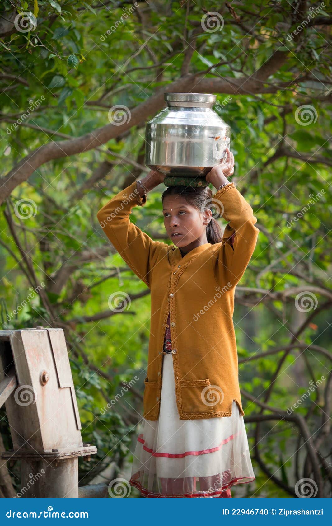 Child labor in india editorial image. Image of force - 22946740