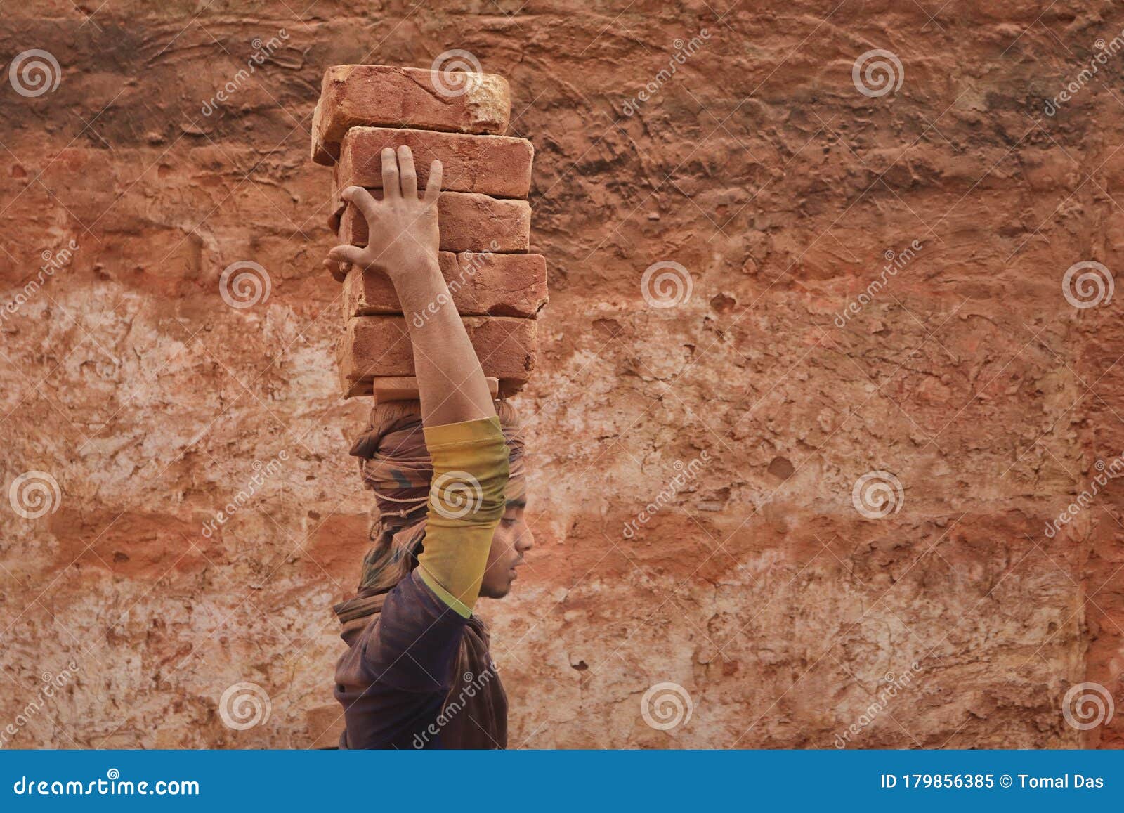 Child Labour in Brick Field Editorial Image - Image of field, wall ...