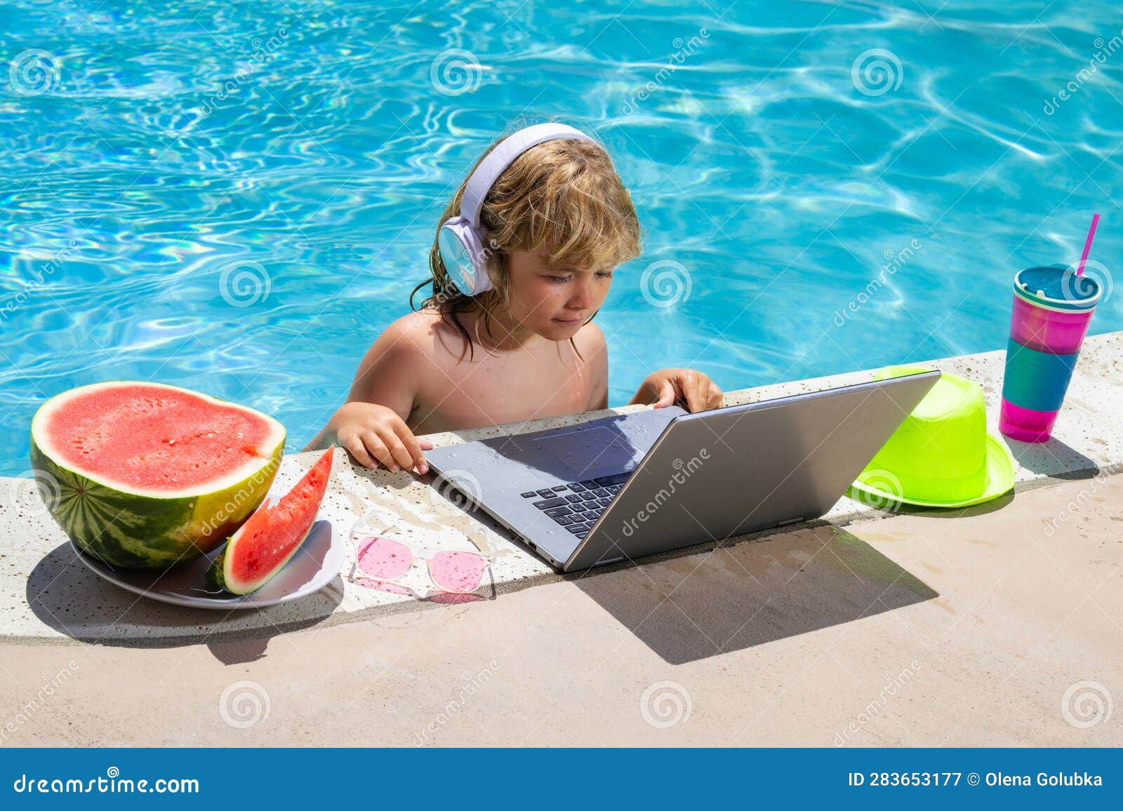 Child Learning Online Computer Laptop. Child Relax and Rest on Colorful ...