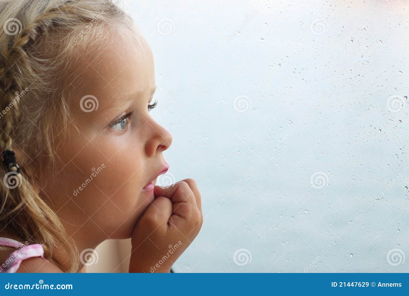 Child Looking Out of Window Stock Image - Image of feelings, portrait ...