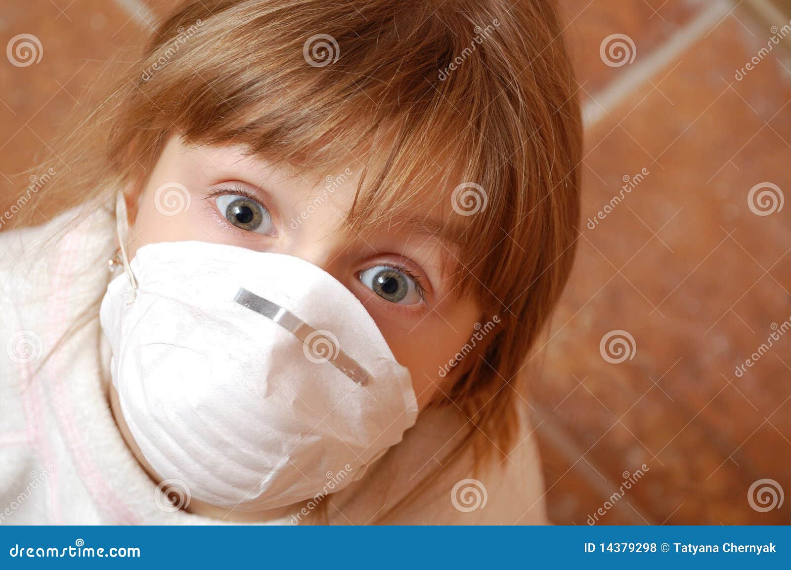 Child With Medical Mask Picture. Image: 14379298