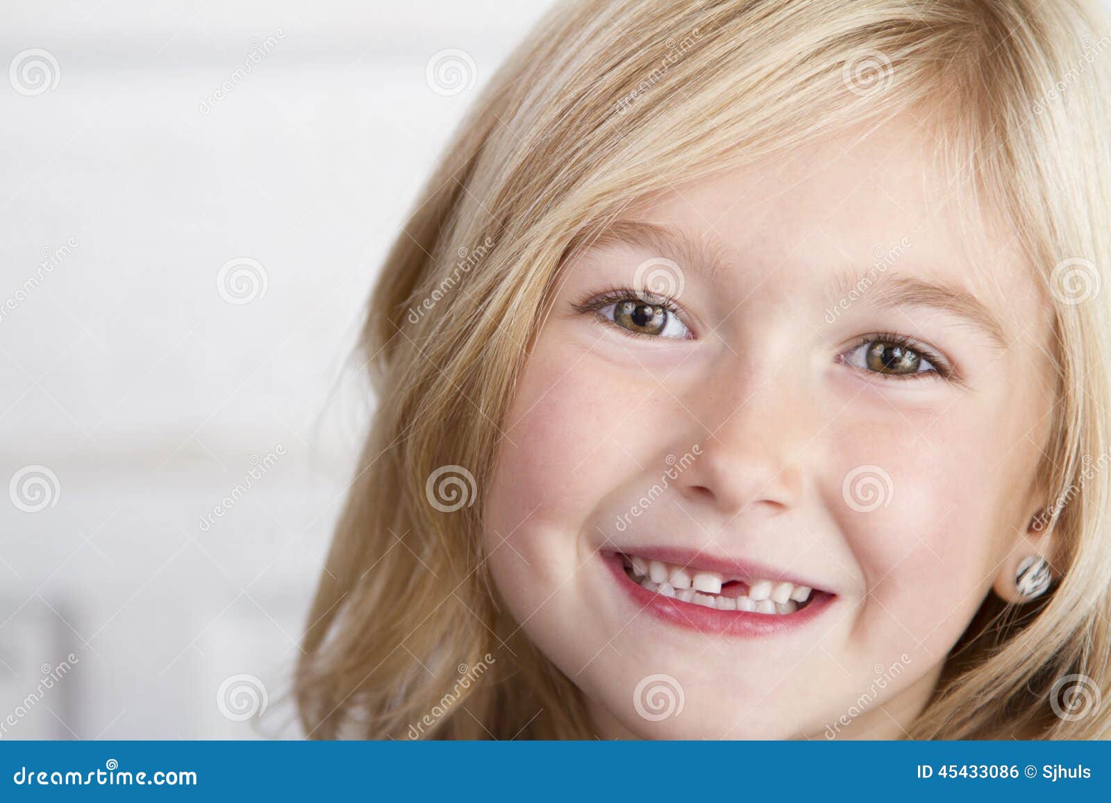 Child missing front tooth stock photo. Image of person - 45433086