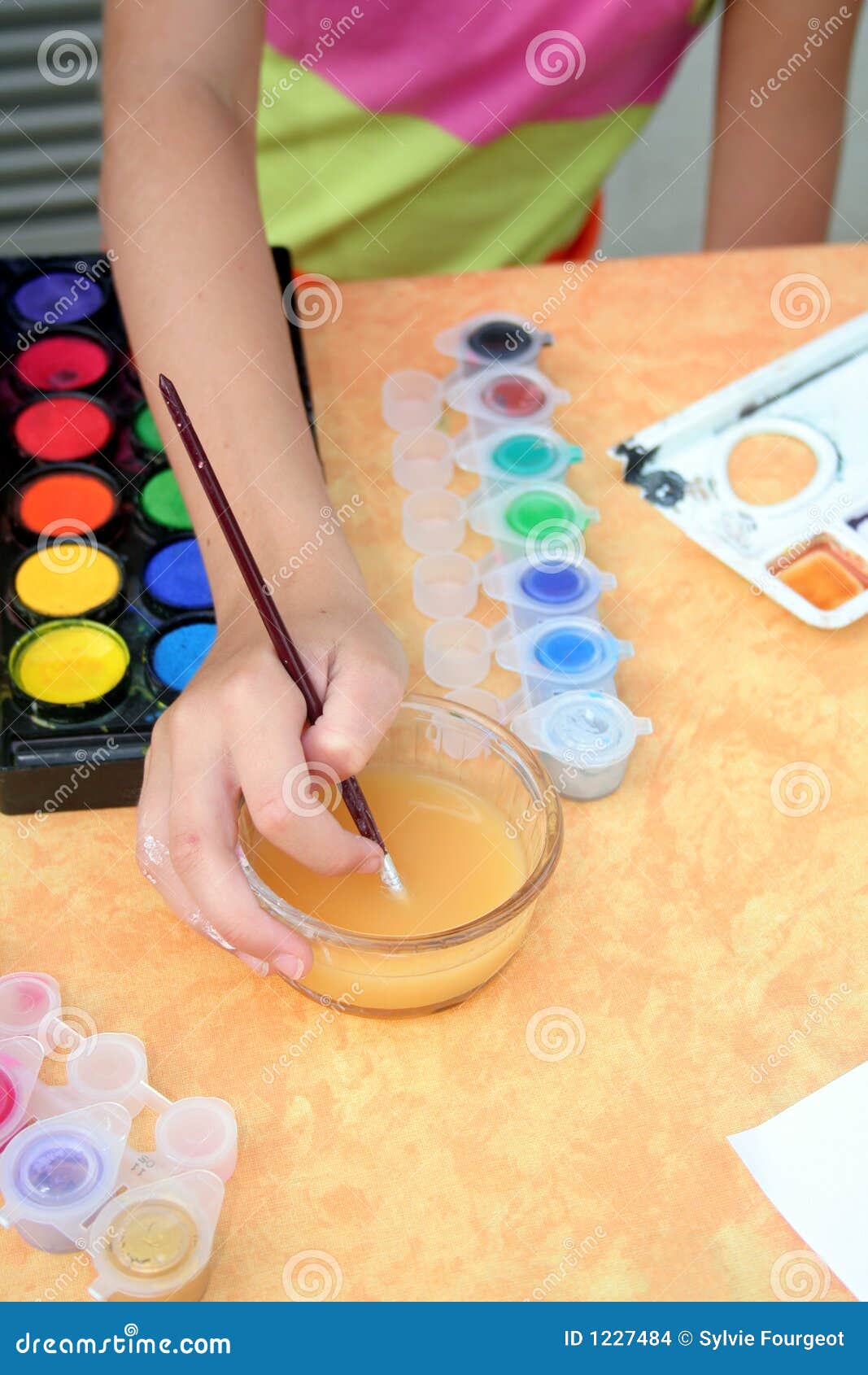 Child is painting. stock photo. Image of afternoon, paintbrush - 1227484