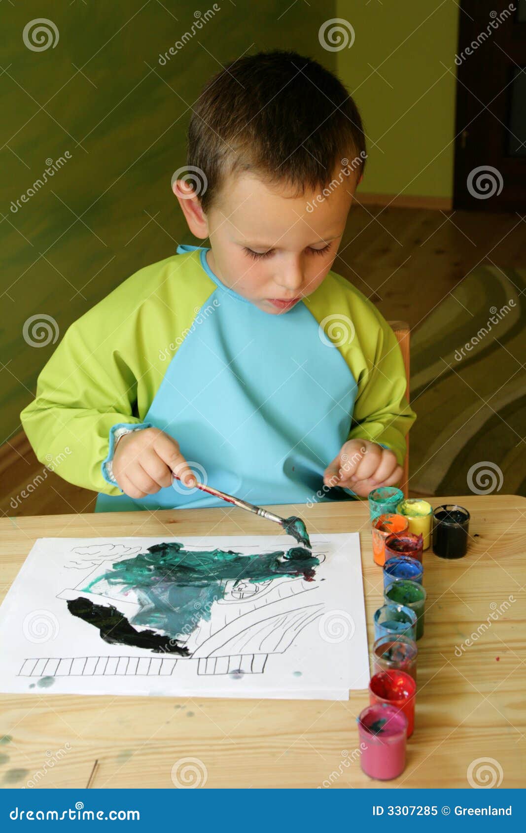 Child Painting Picture. Image: 3307285