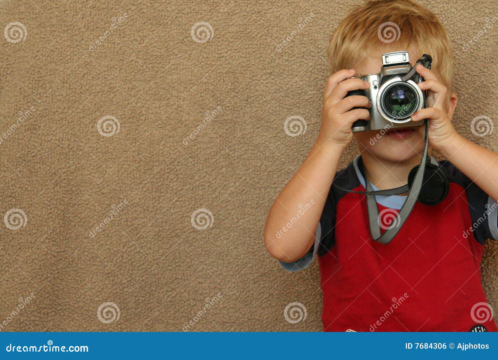 Child Photographer with Copy Space Stock Photo - Image of space, learn ...