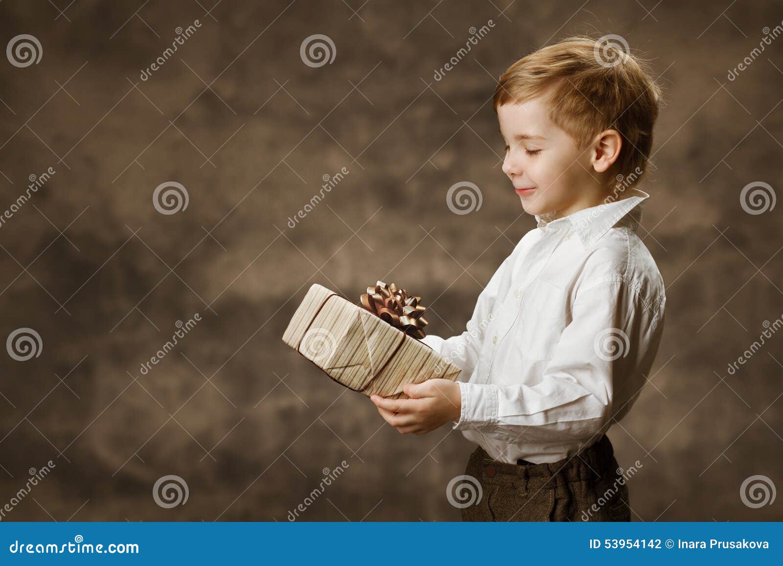Child Present Gift Box. Happy Kid Holding Giftbox Stock Photo - Image ...