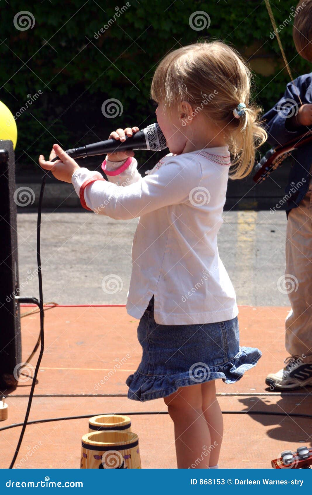 Child Prodigy stock image. Image of music, microphone, audience - 868153