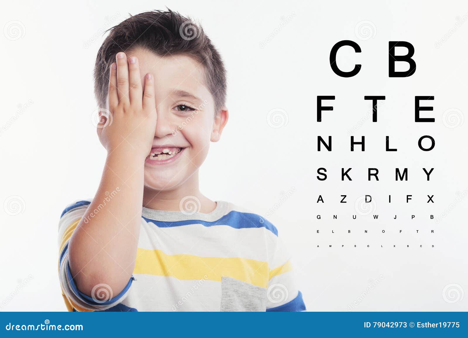 Child reviewing eyesight stock image. Image of myopia - 79042973