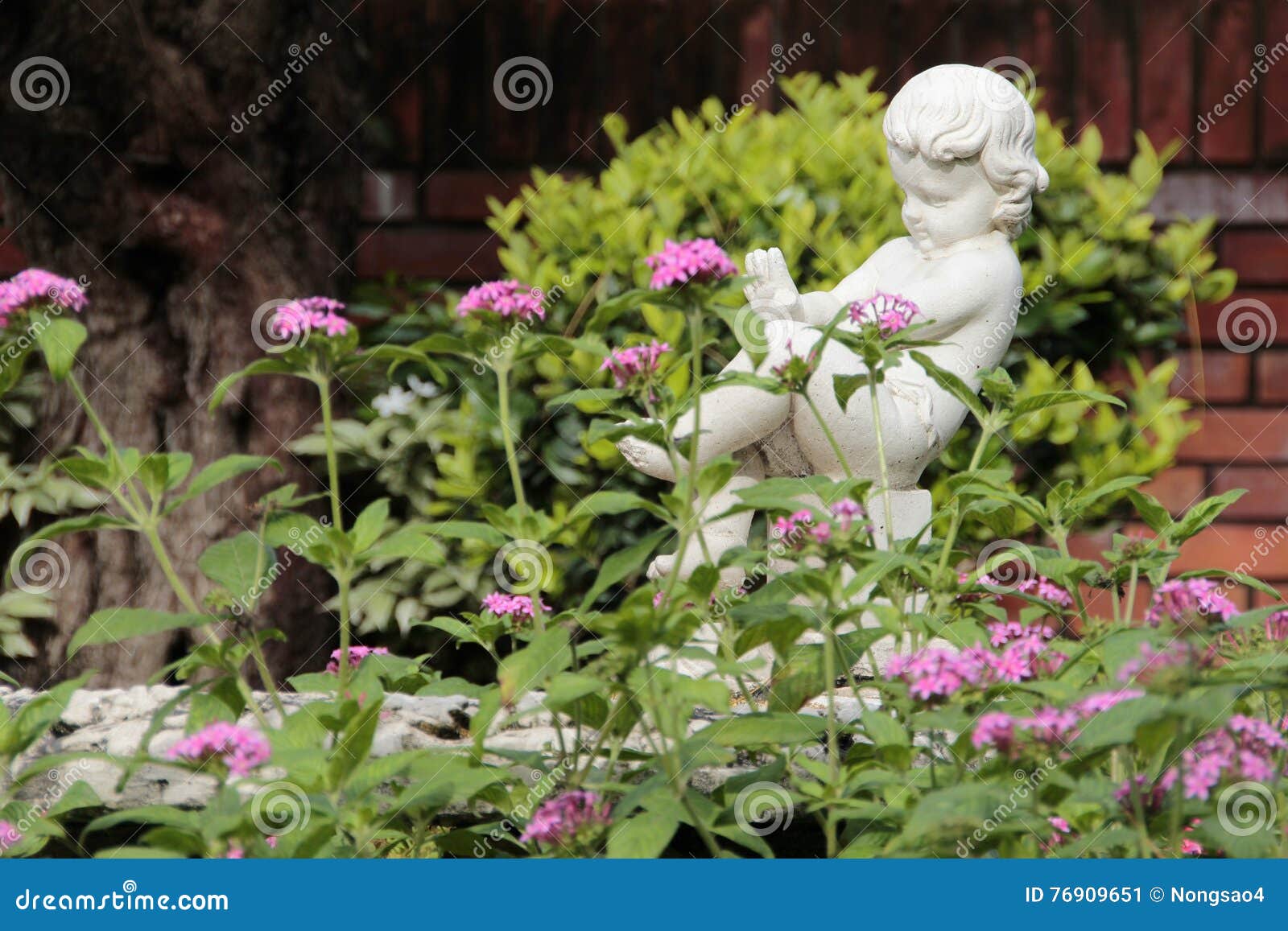 Child Roman statues stock image. Image of doll, roman - 76909651