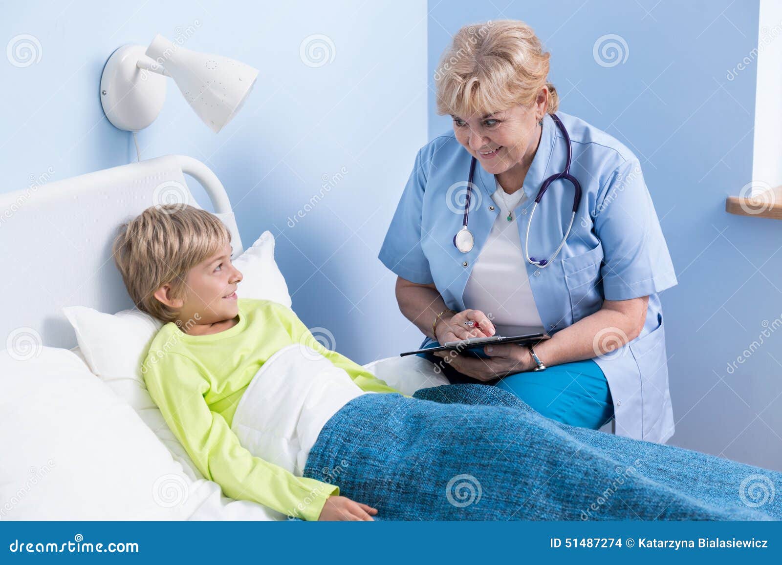 Child S Doctor and Ill Patient Stock Photo - Image of clipboard ...