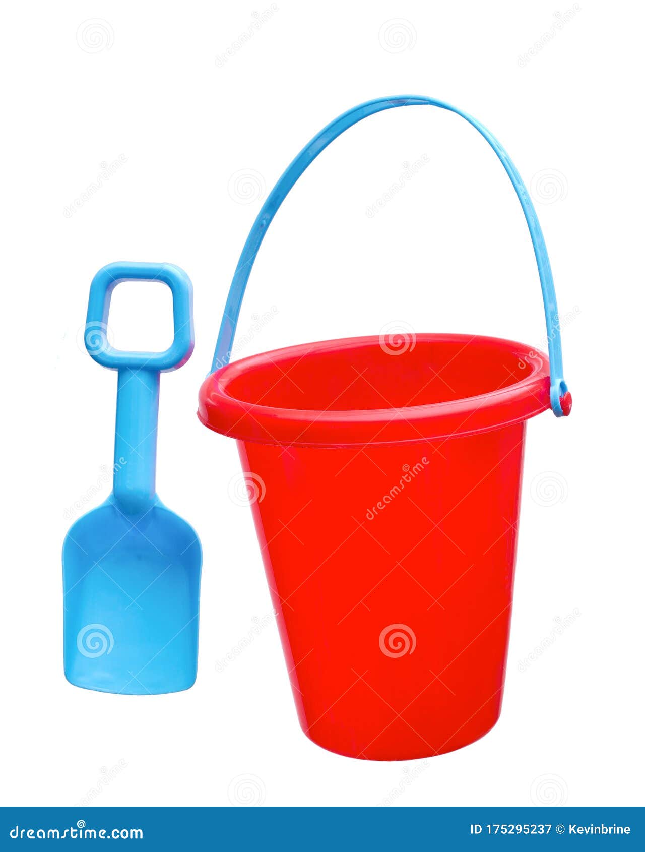 Child`s Sand Bucket stock image. Image of outdoor, handle - 175295237