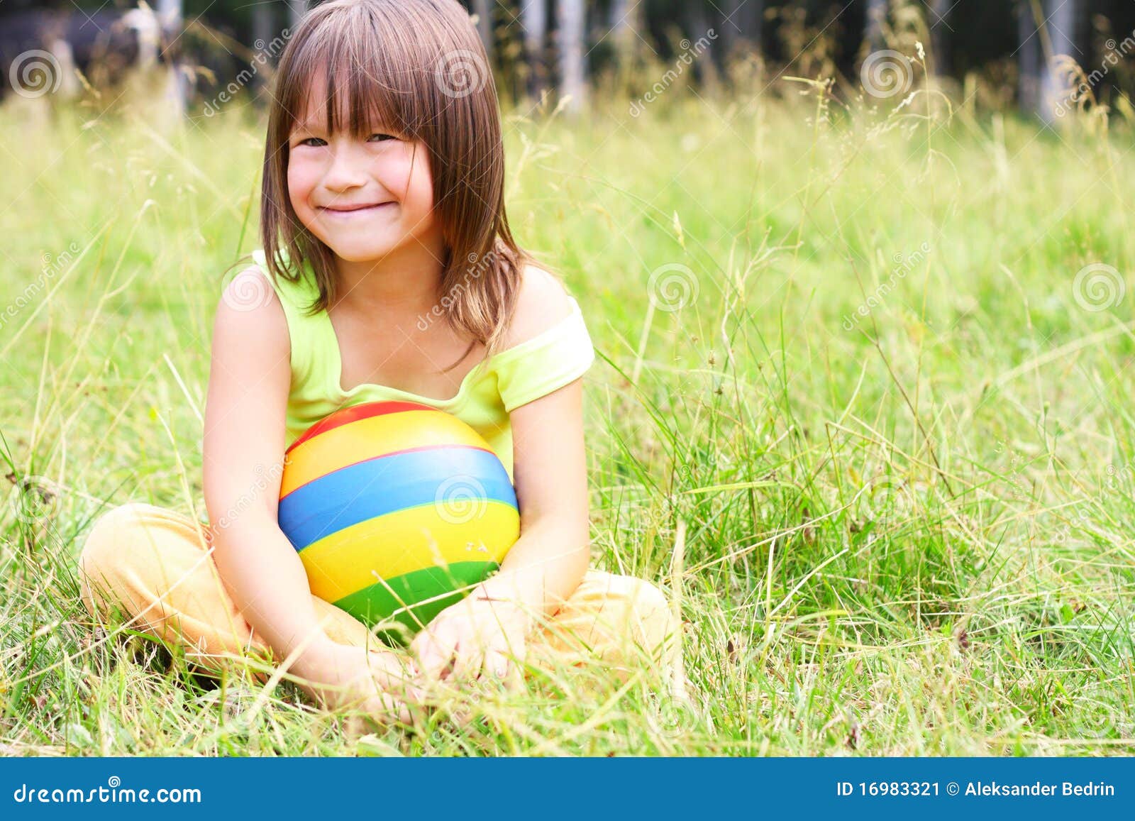 The child sit on a grass stock image. Image of childhood - 16983321