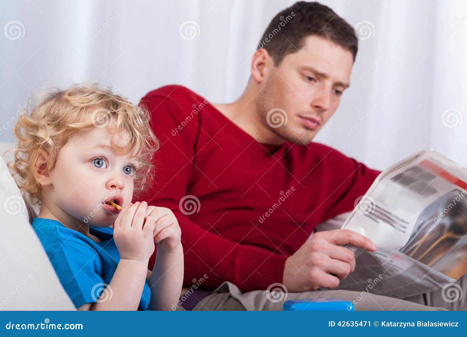 Child Sitting with Dad Reading Newspaper Stock Image - Image of loving ...