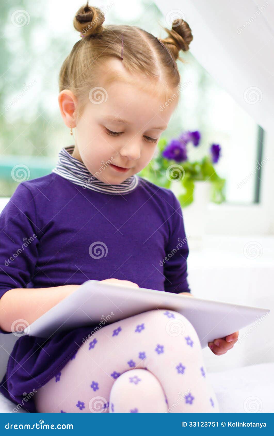 Child using tablet stock image. Image of education, hand - 33123751