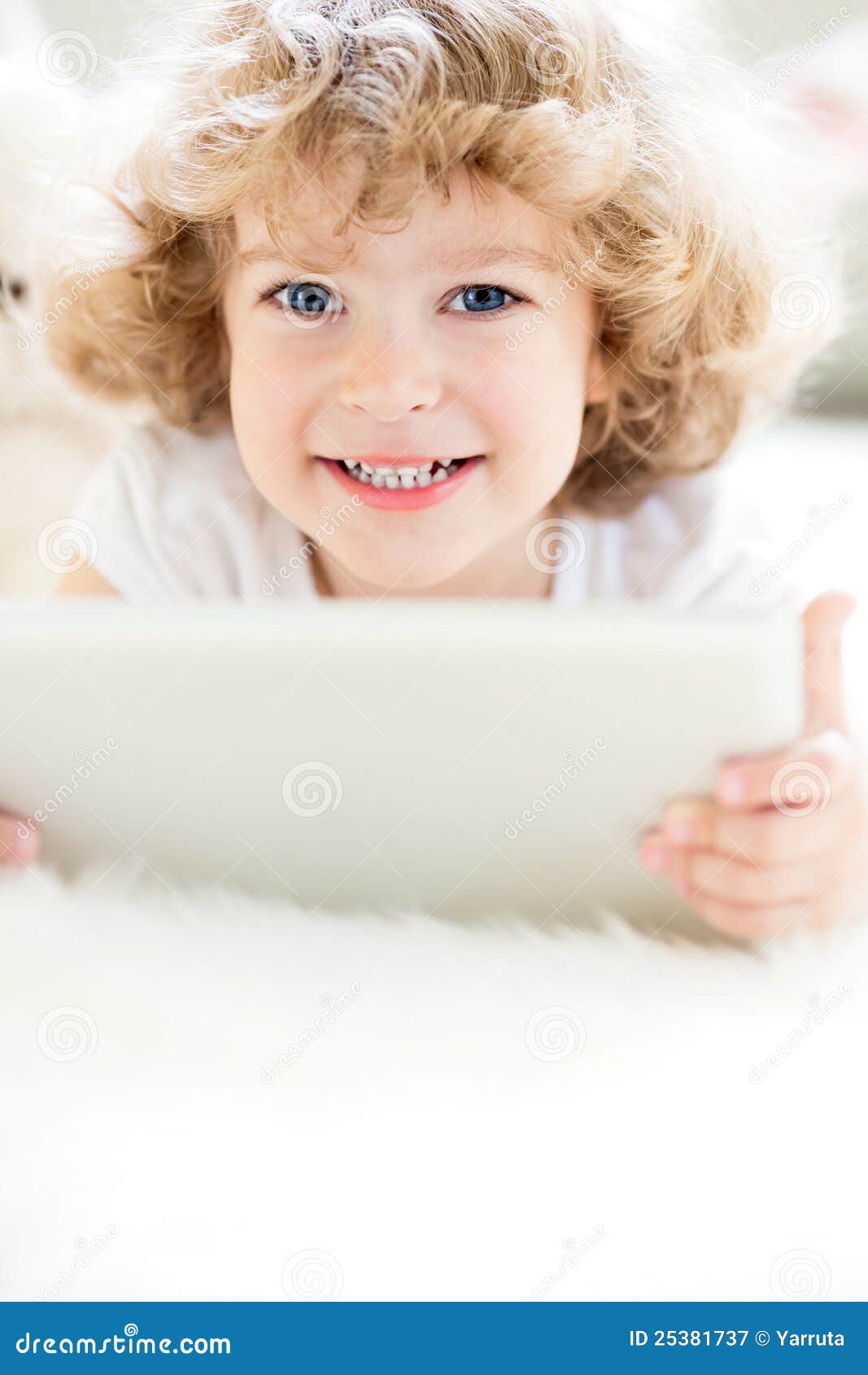 Child using tablet pc stock image. Image of copy, learning - 25381737