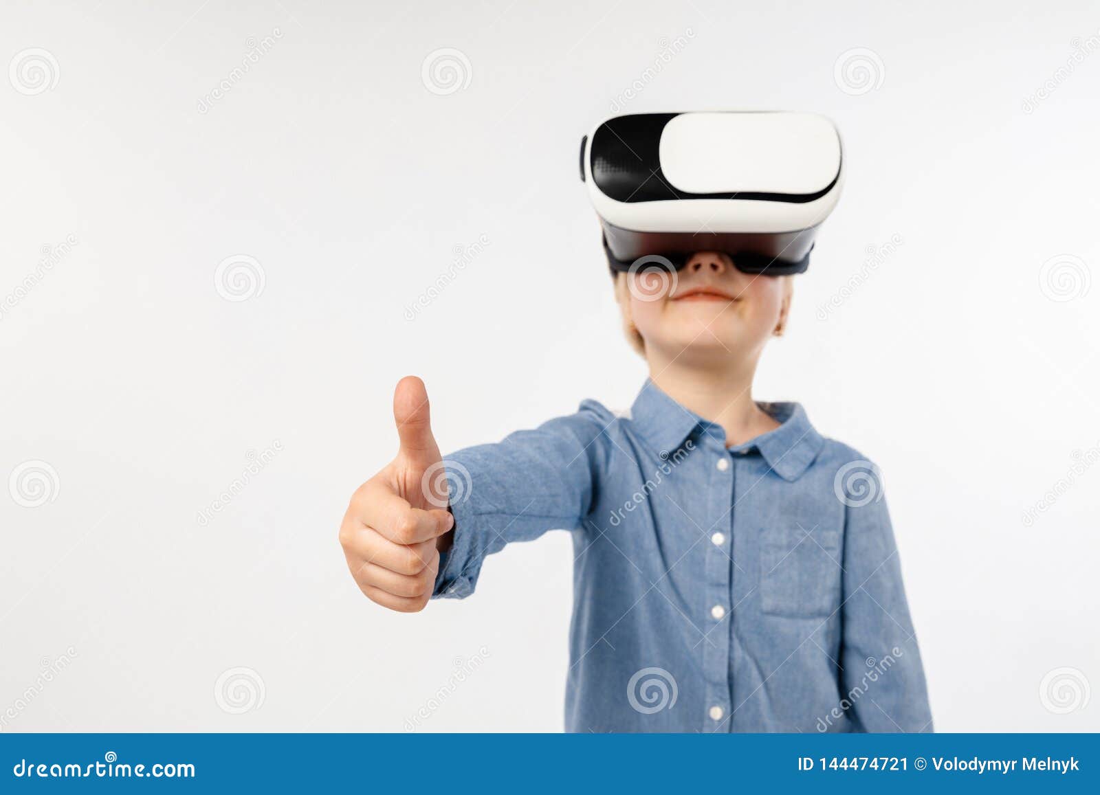 Child with Virtual Reality Headset Stock Image - Image of lifestyle ... Child with Virtual Reality Headset Stock Image - Image of lifestyle ...