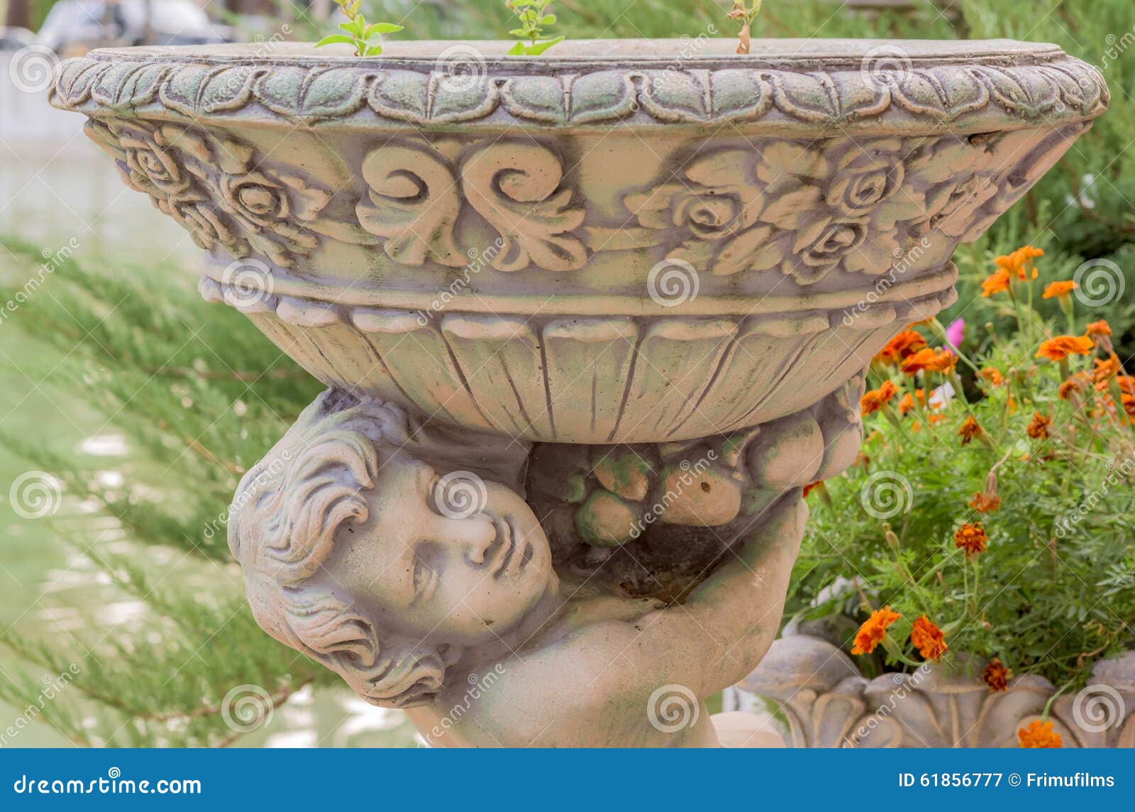 Child water basin statue stock image. Image of decoration - 61856777