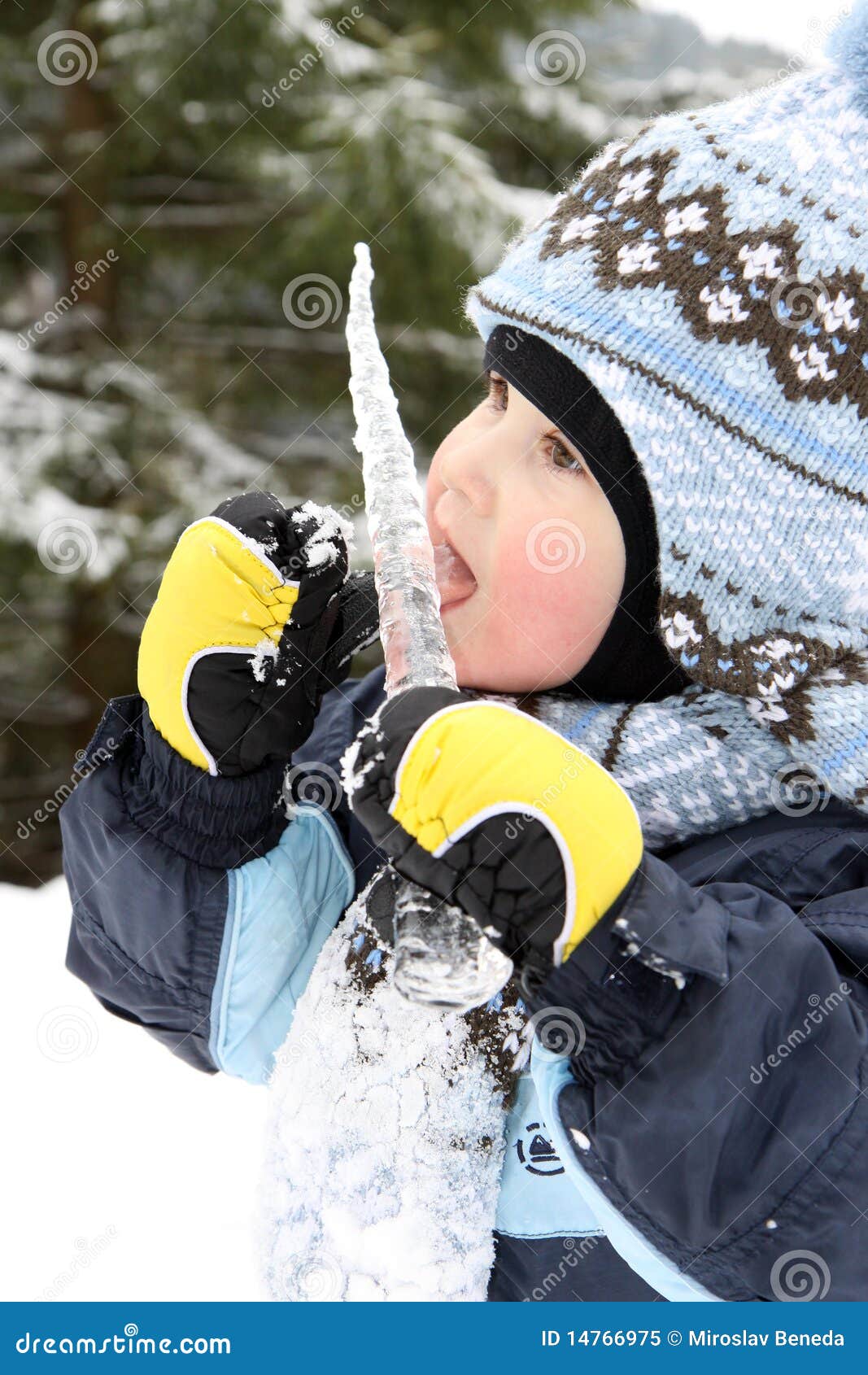 Child in winter stock image. Image of coat, mitten, eyes - 14766975