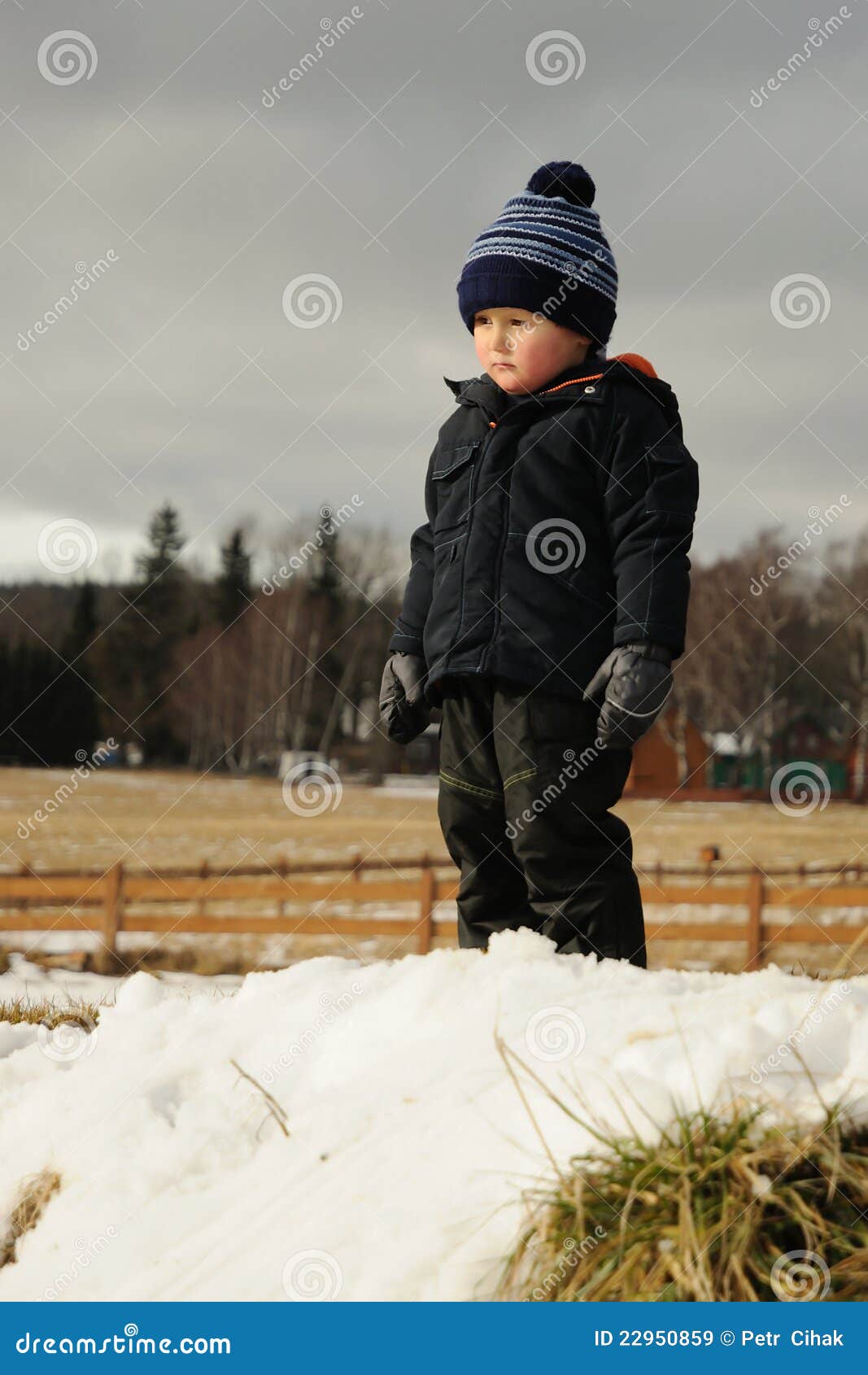 Child in Winter Countryside Stock Image - Image of cold, stocking: 22950859