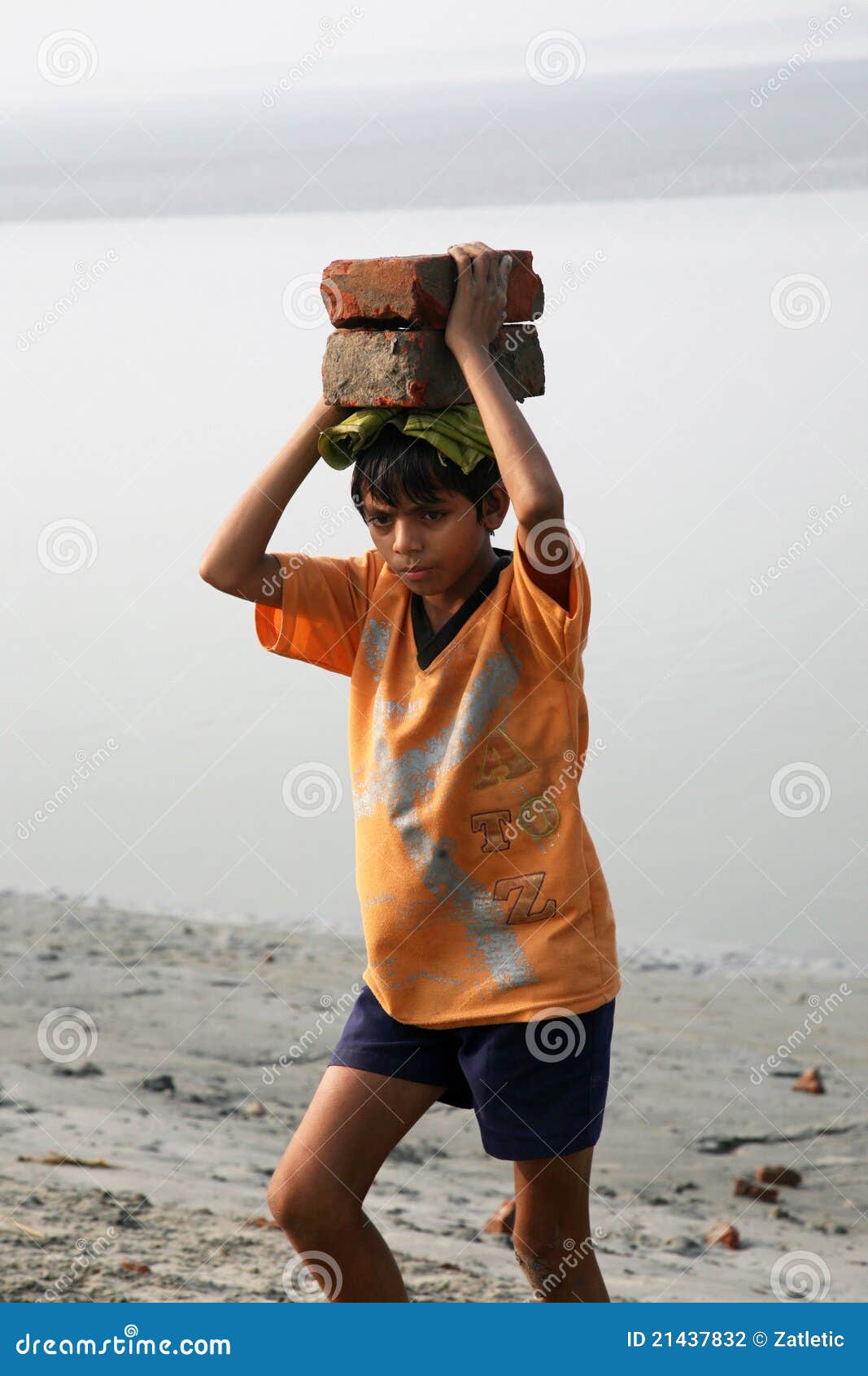 Child workers editorial photography. Image of carry, hard - 21437832