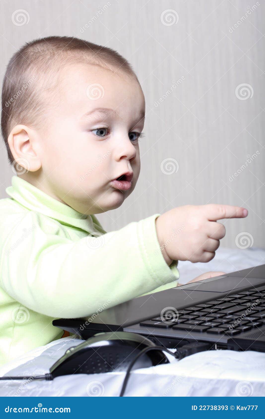 Child Working at a Computer Stock Image - Image of infancy, eyed: 22738393