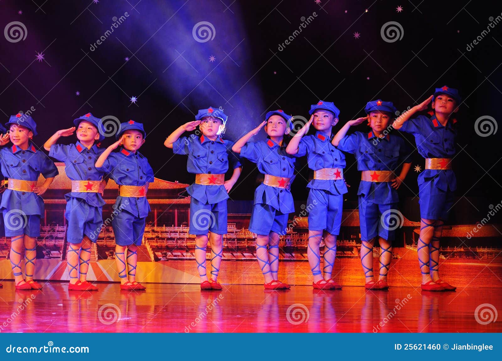 Children in the Dance Performance Editorial Image - Image of performing ...