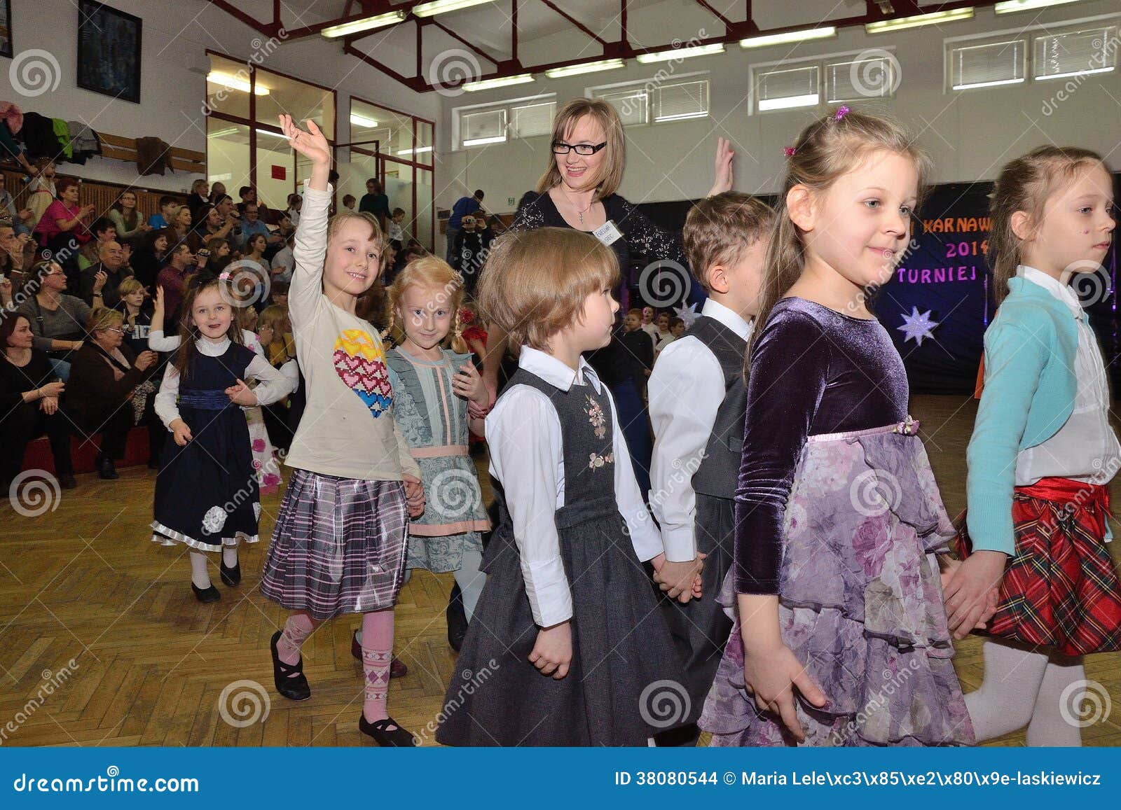 Children Dancing on the Dance Competition Editorial Stock Image - Image ...