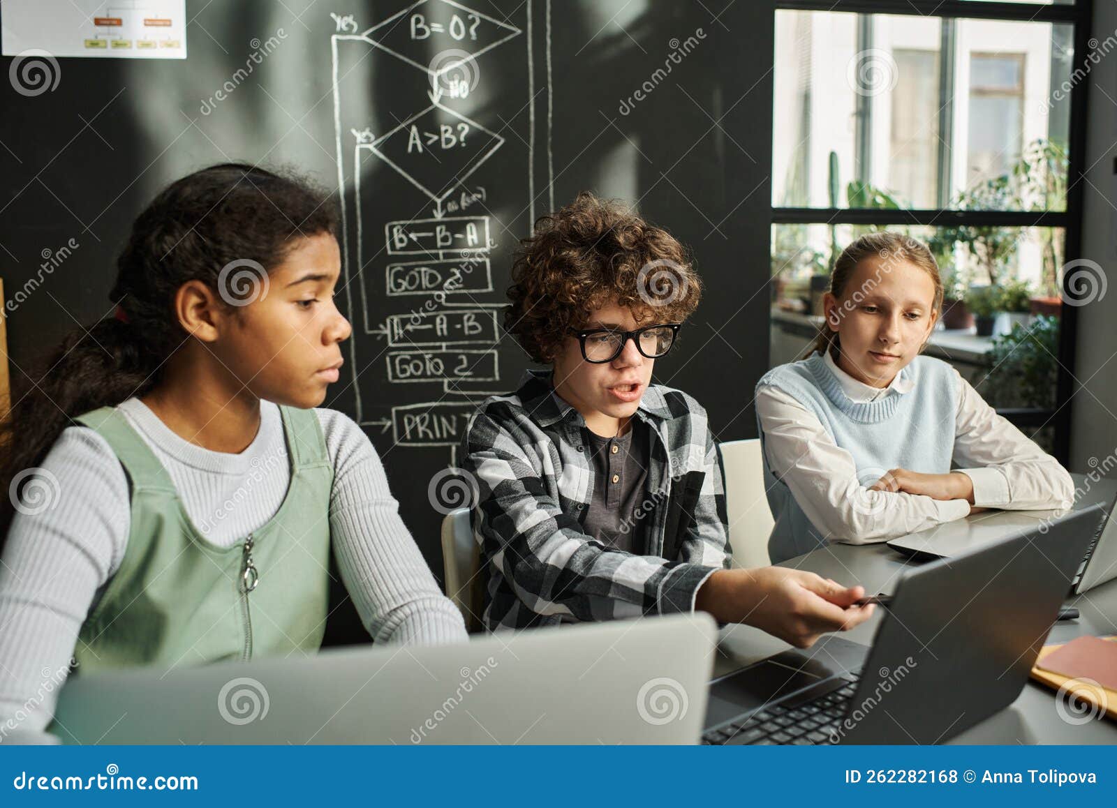 Children Discussing Software at Lesson Stock Photo - Image of modern ...
