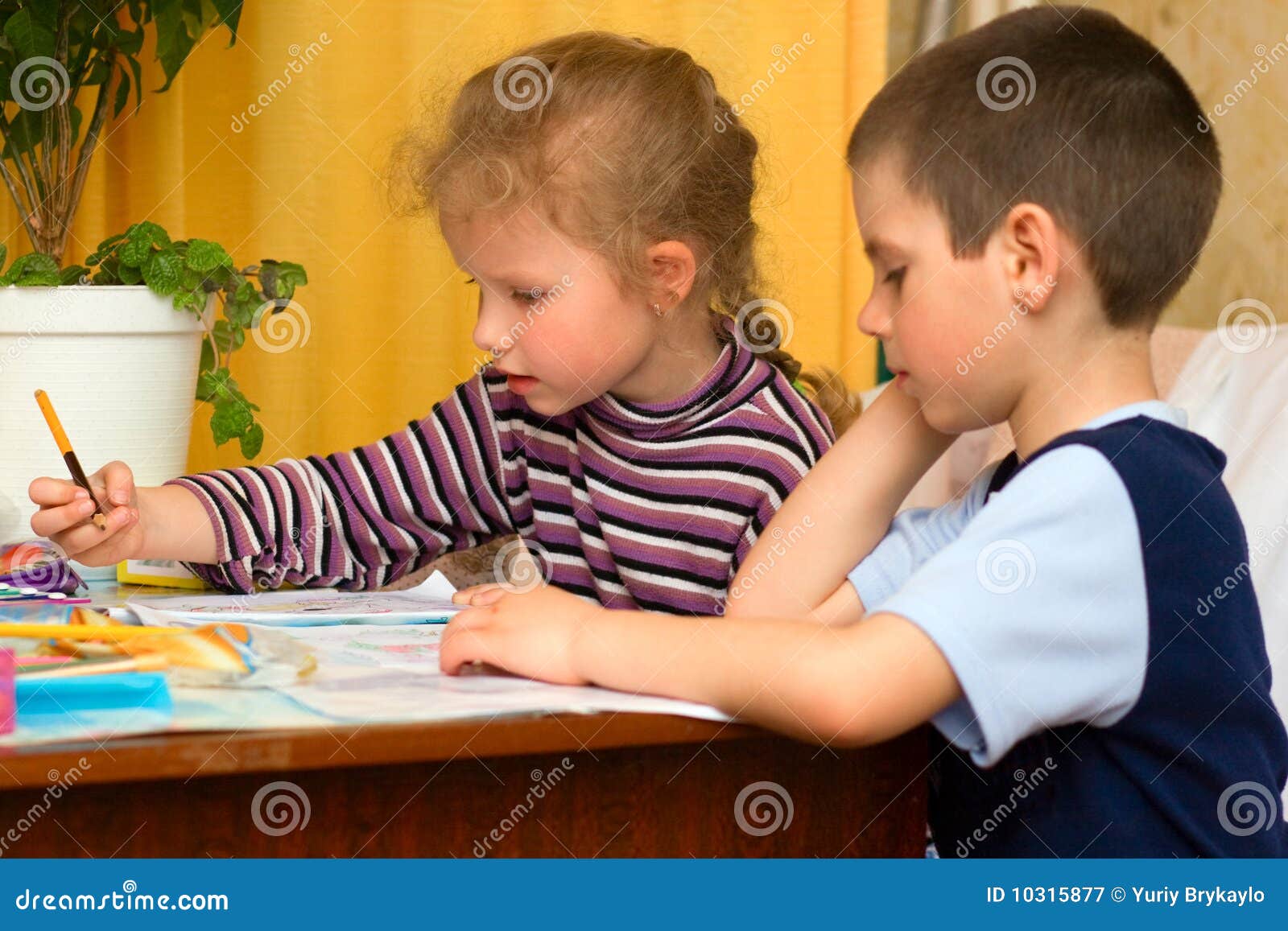 Two Children Draw Stock Image | CartoonDealer.com #11877991