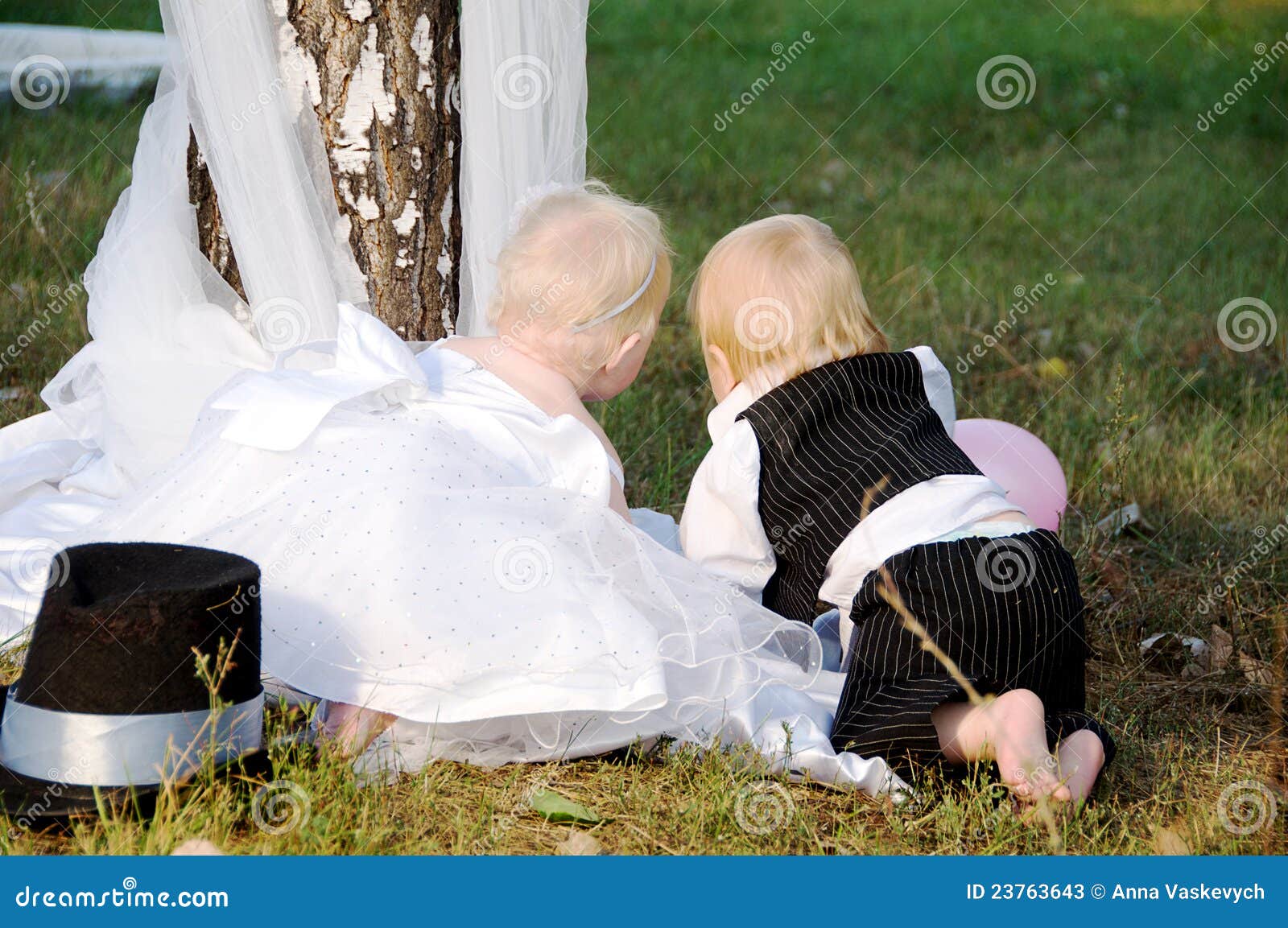 Children Dressed As Bride and Groom Stock Image - Image of baby, dress ...