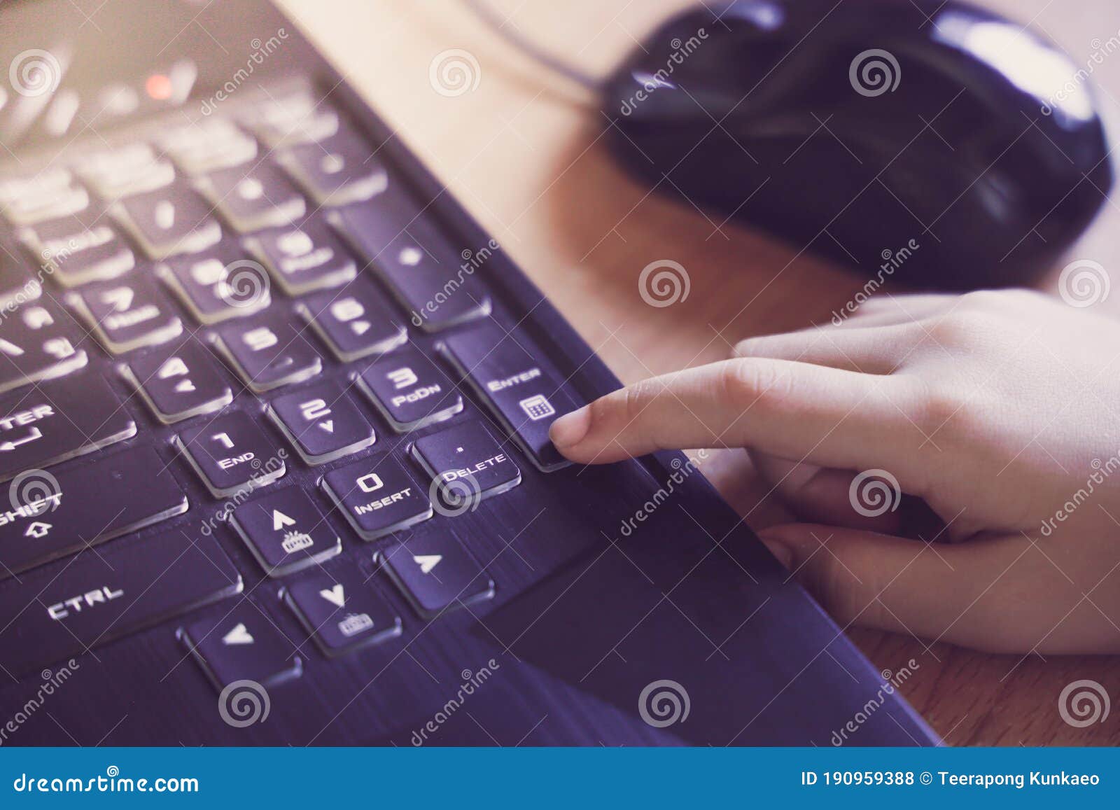 The Children Hand is Pressing the Keyboard and the Mouse Online ...