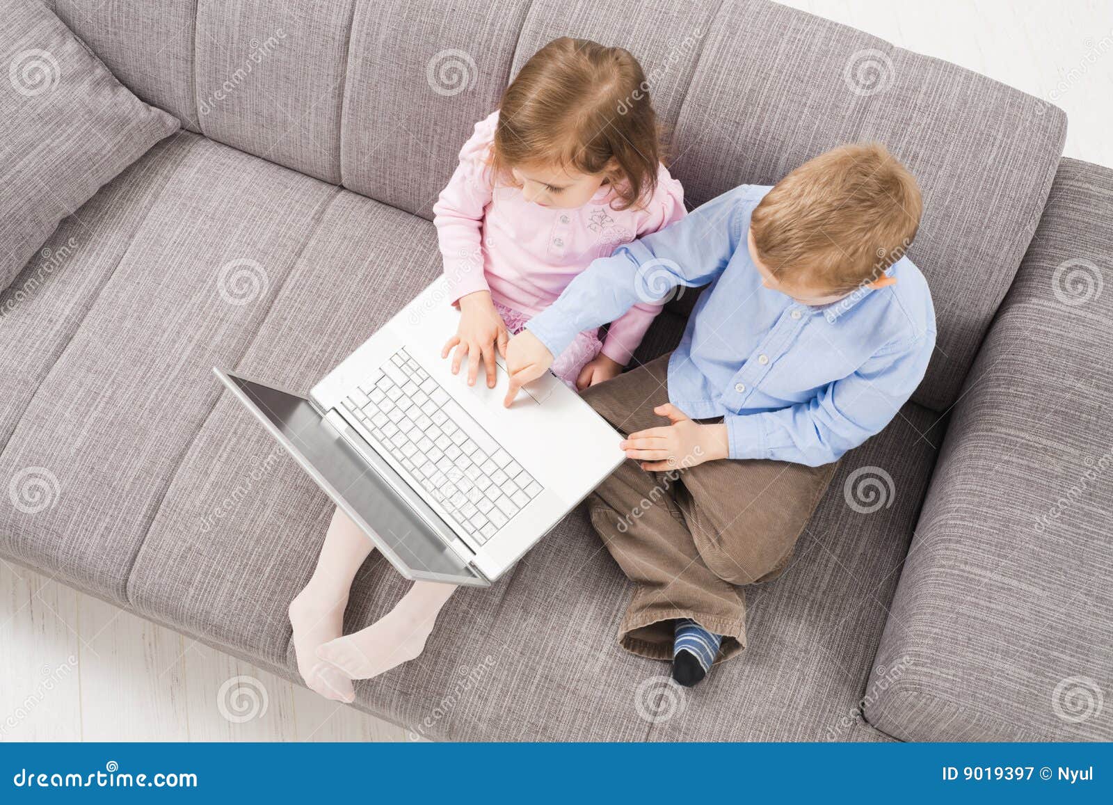 Children with Laptop Computer Stock Image - Image of brothers, home ...
